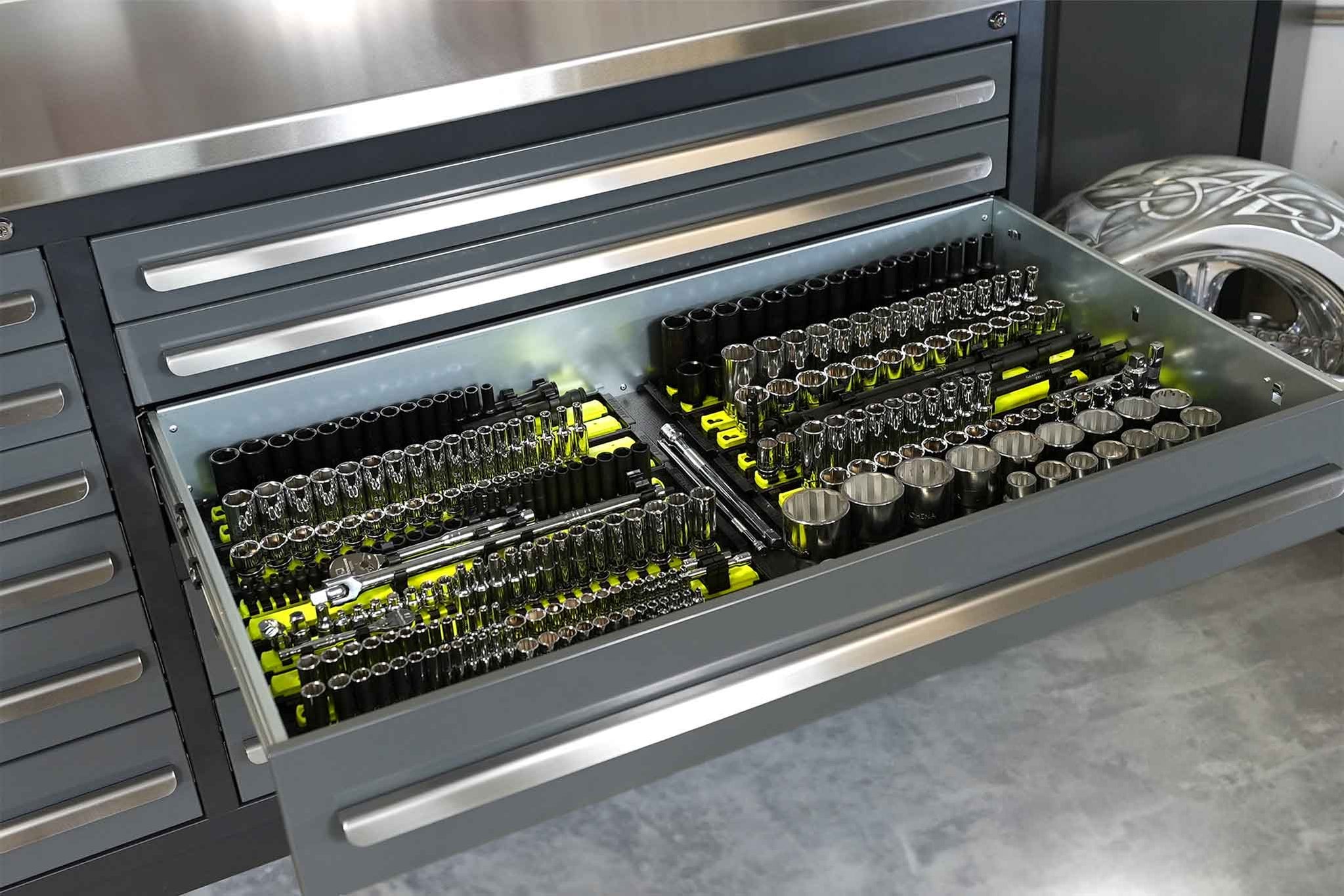 Dragonfire 20 Drawer Pro Series 9FT Workbench — Dragonfiretools