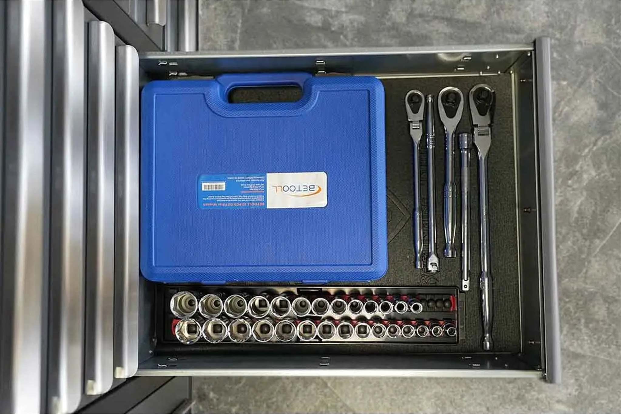 Dragonfire 30 Drawer Pro Series 9FT Workbench with Swappable Drawers ...